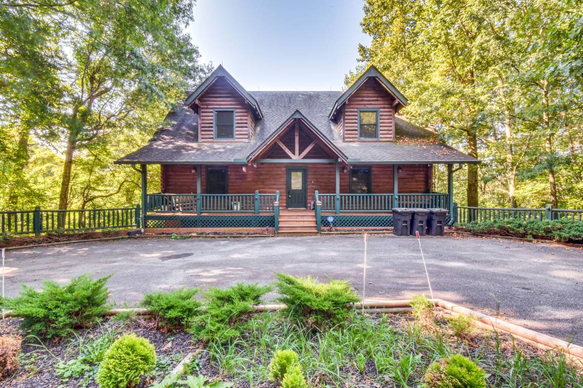 371 M² House ∙ 6 Bedrooms ∙ 12 Guests - Dillard, GA