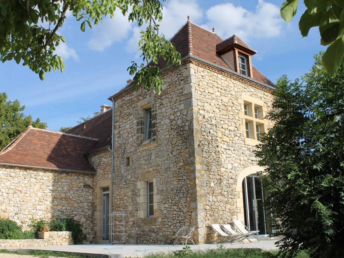 148 M² Cottage ∙ 3 Bedrooms ∙ 6 Guests - Dordogne