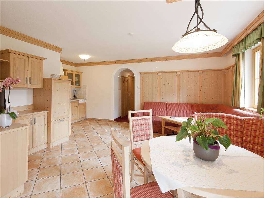 56 M² Ferienwohnung ∙ 2 Schlafzimmer ∙ 5 Gäste - Heiligenblut