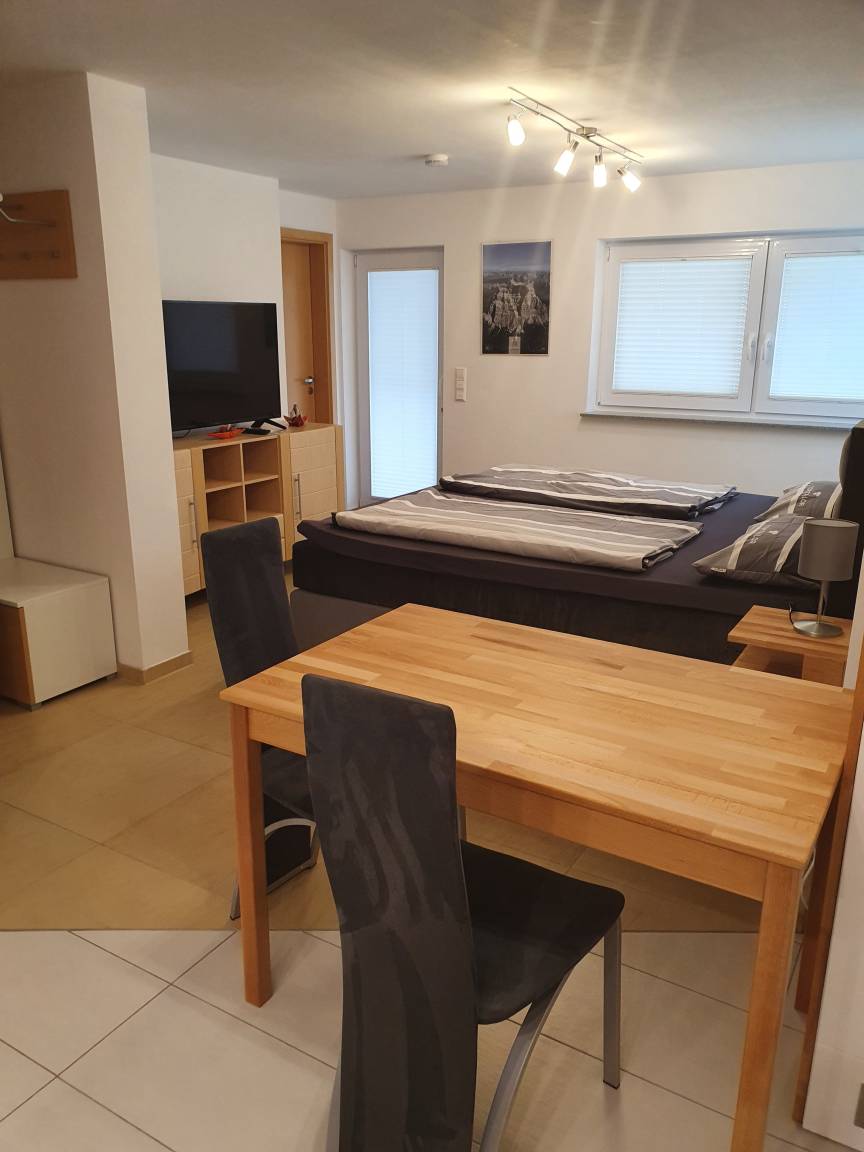 24 M² Ferienwohnung ∙ 1 Schlafzimmer ∙ 2 Gäste - Weißensberg