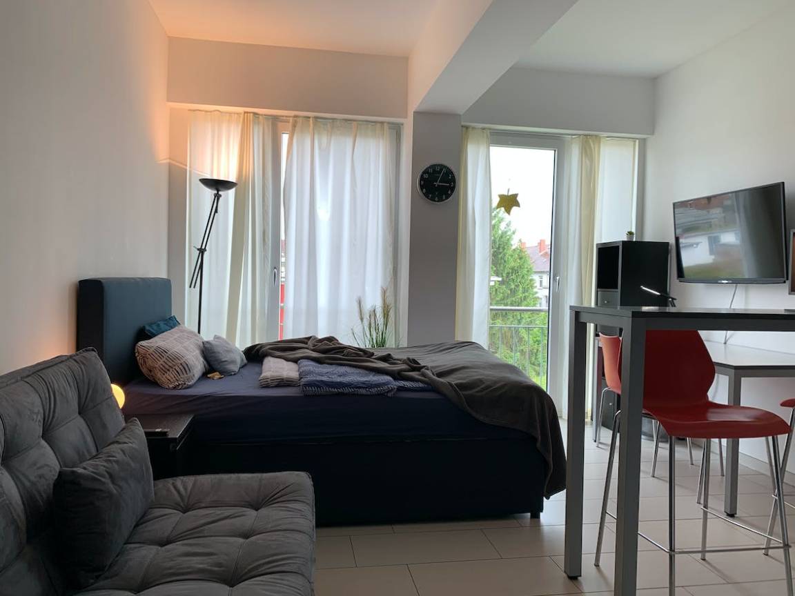 25 M² Ferienwohnung ∙ 1 Schlafzimmer ∙ 2 Gäste - Karlsruhe