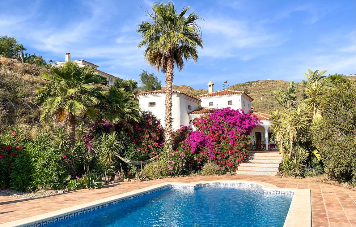 200 M² House ∙ 5 Bedrooms ∙ 10 Guests - Vélez-Málaga