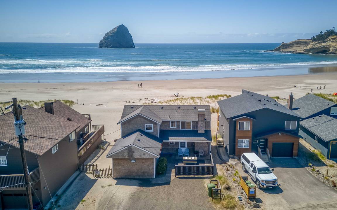 161 M² House ∙ 3 Bedrooms ∙ 8 Guests - Pacific City, OR
