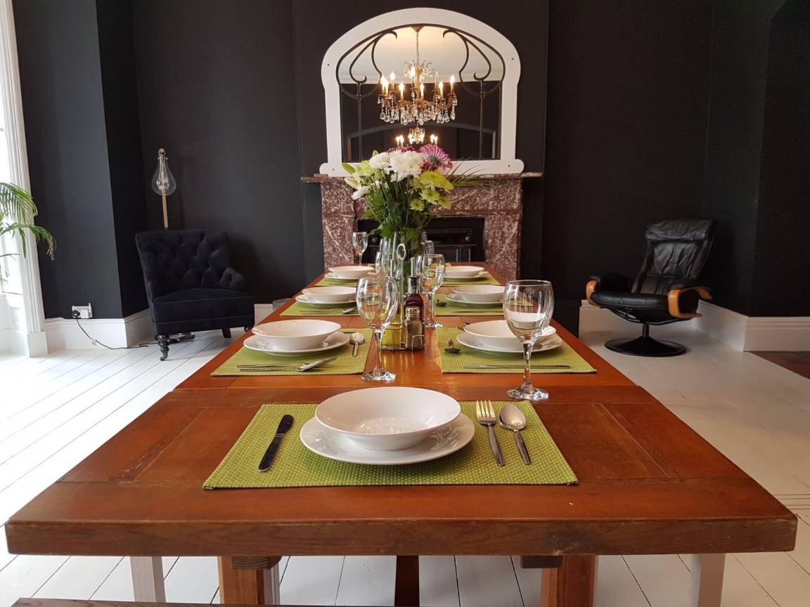 80 M² House ∙ 9 Bedrooms ∙ 20 Guests - Pembrokeshire