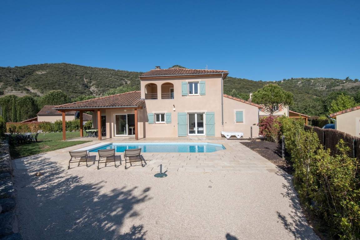Villa ∙ 4 Bedrooms ∙ 8 Guests - Ruoms