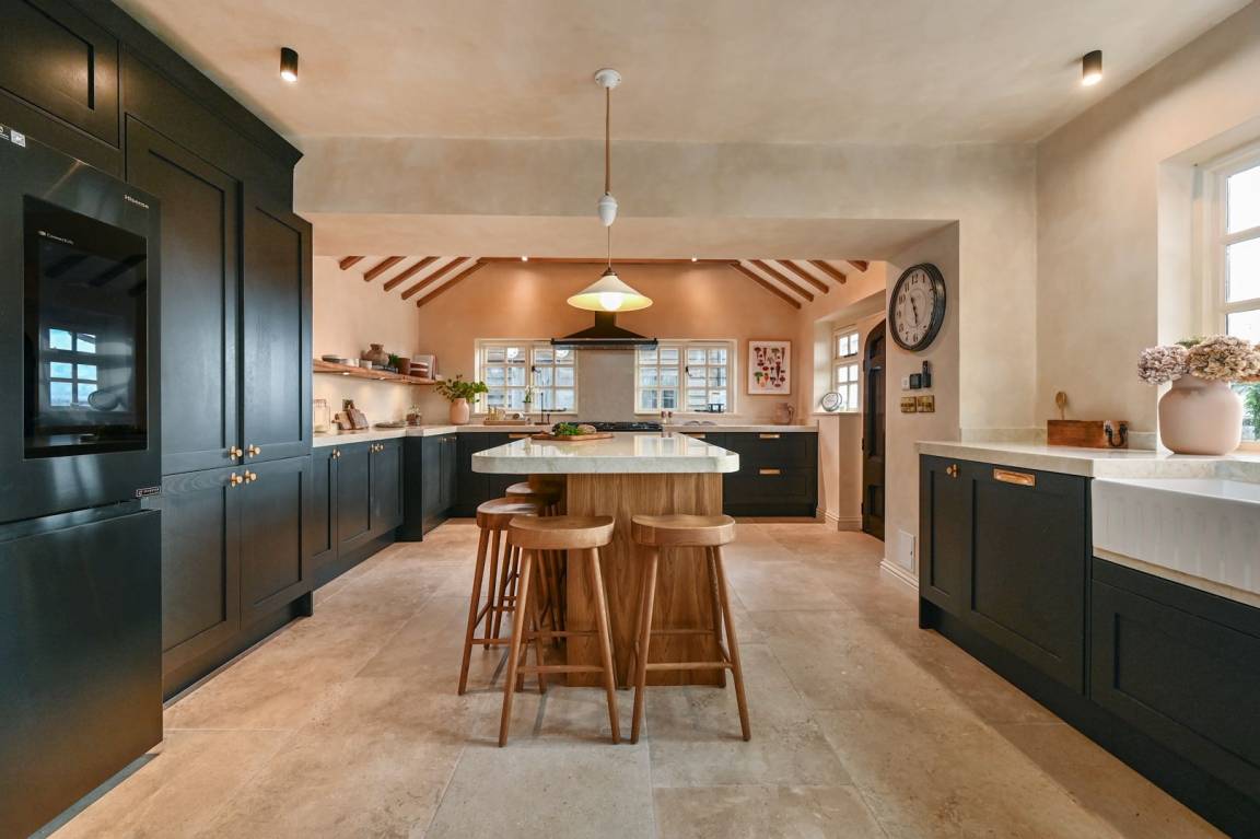 Cottage ∙ 4 Bedrooms ∙ 10 Guests - Canterbury