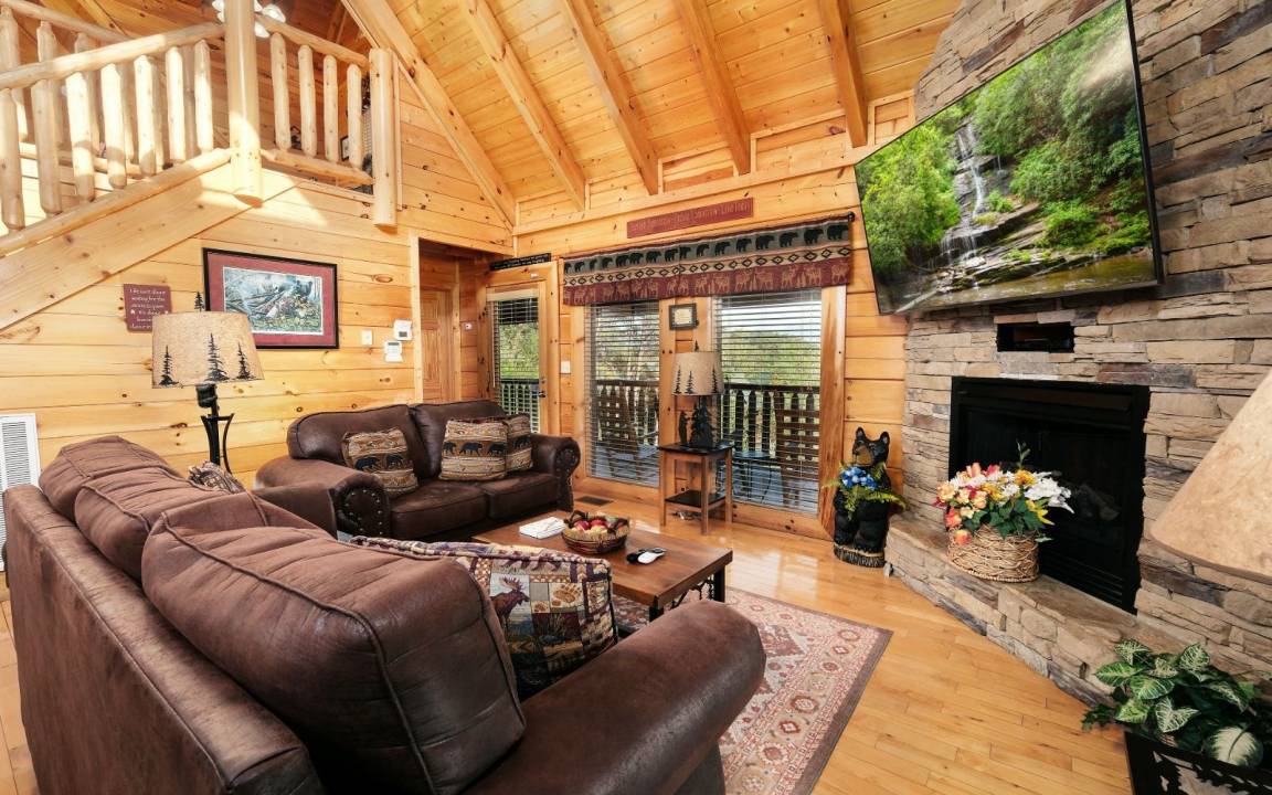 151 M² Cabin ∙ 2 Bedrooms ∙ 8 Guests - Pigeon Forge, TN