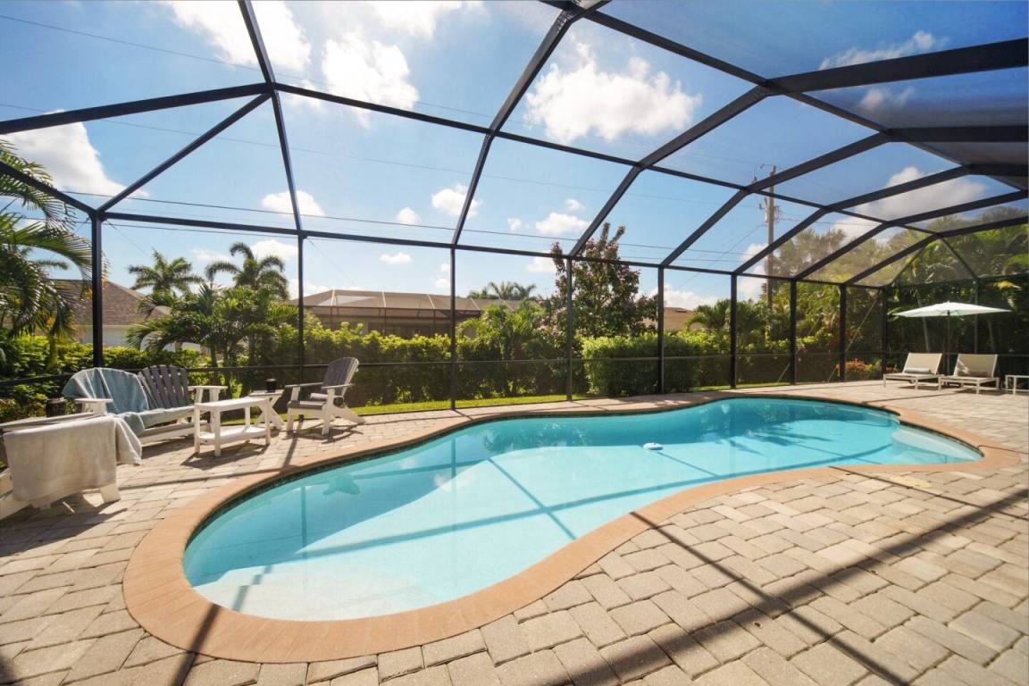 187 M² Villa ∙ 3 Makuuhuonetta ∙ 6 Vierasta - Cape Coral, FL