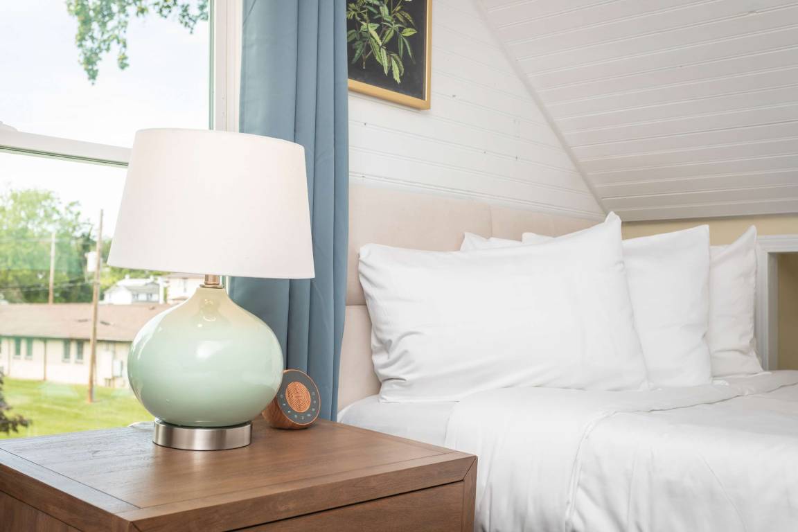 Apartment ∙ 1 Bedroom ∙ 4 Guests - Luray, VA