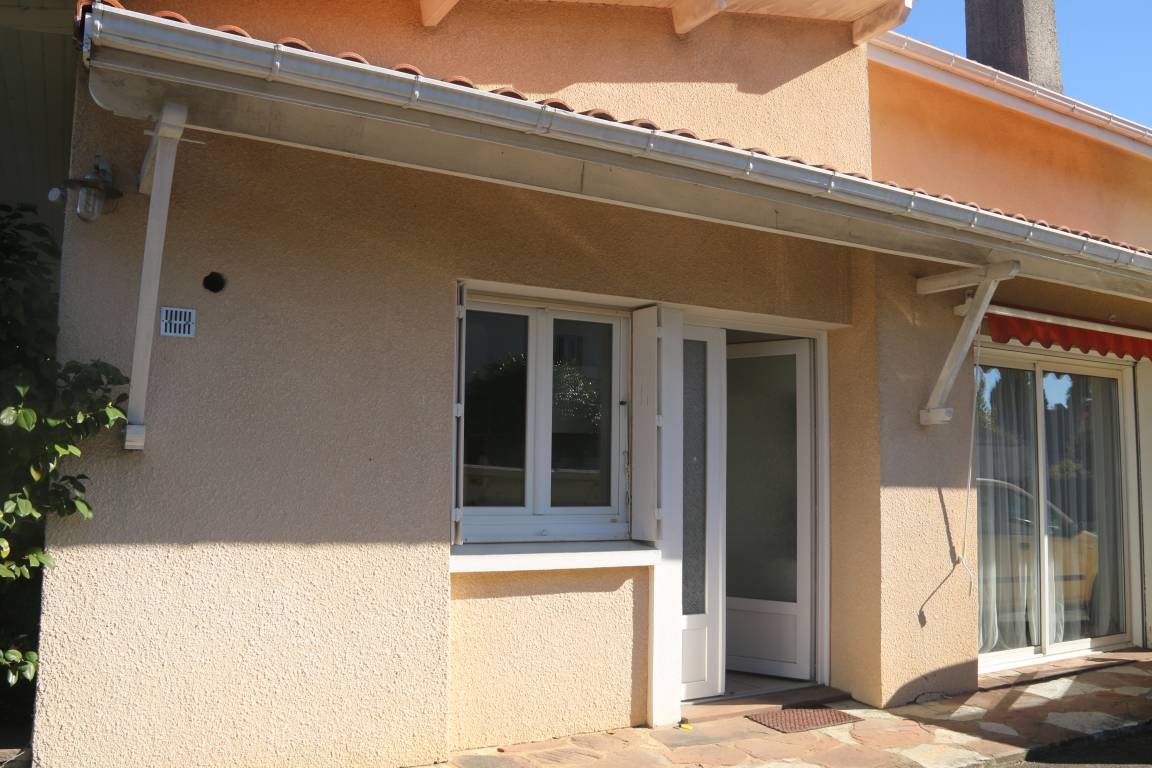 155 M² Maison De Vacances ∙ 4 Chambres ∙ 10 Personnes - Tarbes