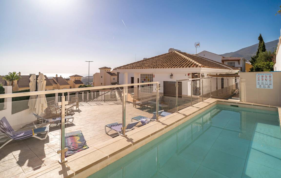 300 M² Maison De Vacances ∙ 8 Chambres ∙ 15 Personnes - Torremolinos