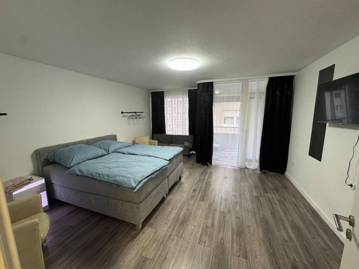 80 M² Apartment ∙ 3 Bedrooms ∙ 4 Guests - Dortmund