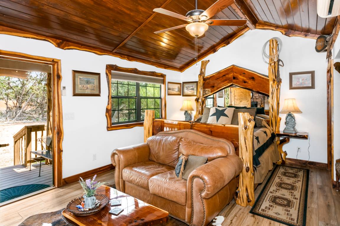 Cabaña ∙ 1 Habitación ∙ 2 Huéspedes - Fredericksburg, TX
