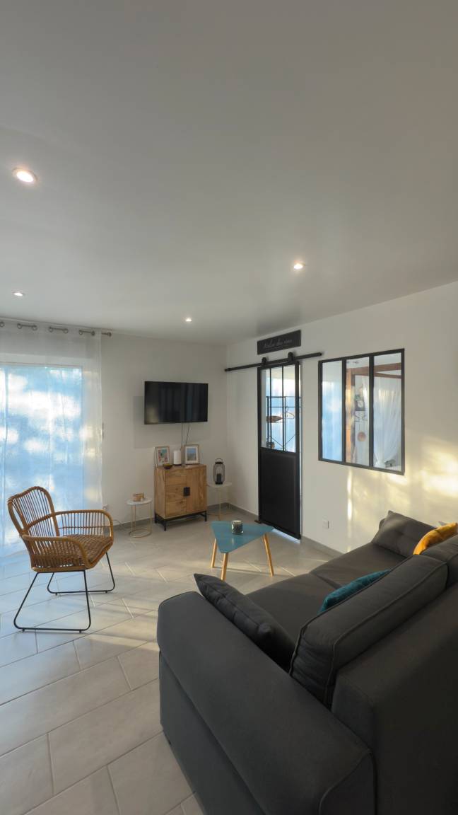 60 M² Huis ∙ 1 Slaapkamer ∙ 4 Gasten - Brignoles