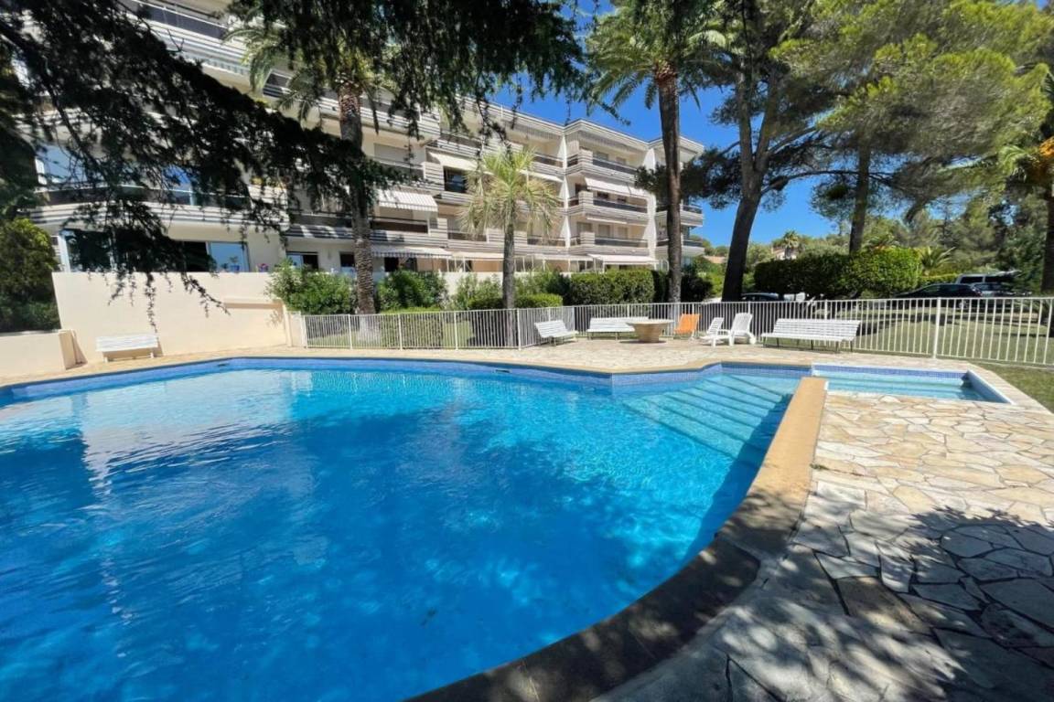 46 M² Apartment ∙ 1 Bedroom ∙ 4 Guests - Saint-Raphaël