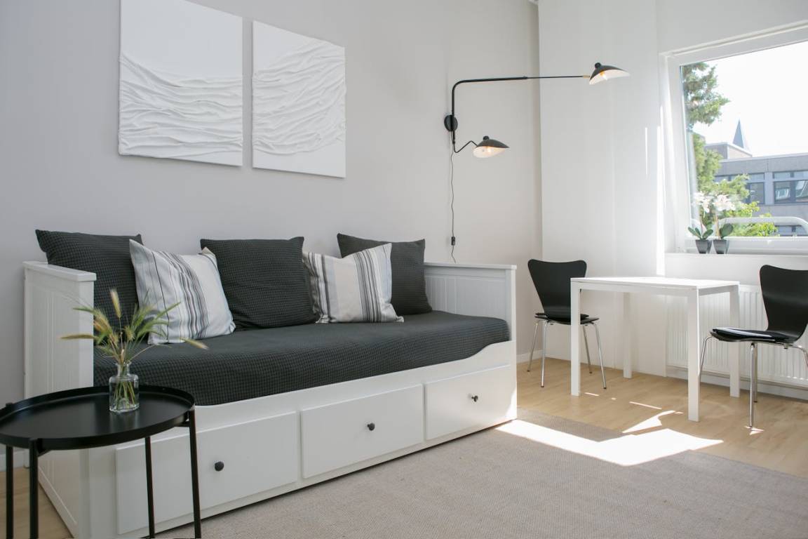25 M² Appartement ∙ 2 Personnes - Düsseldorf