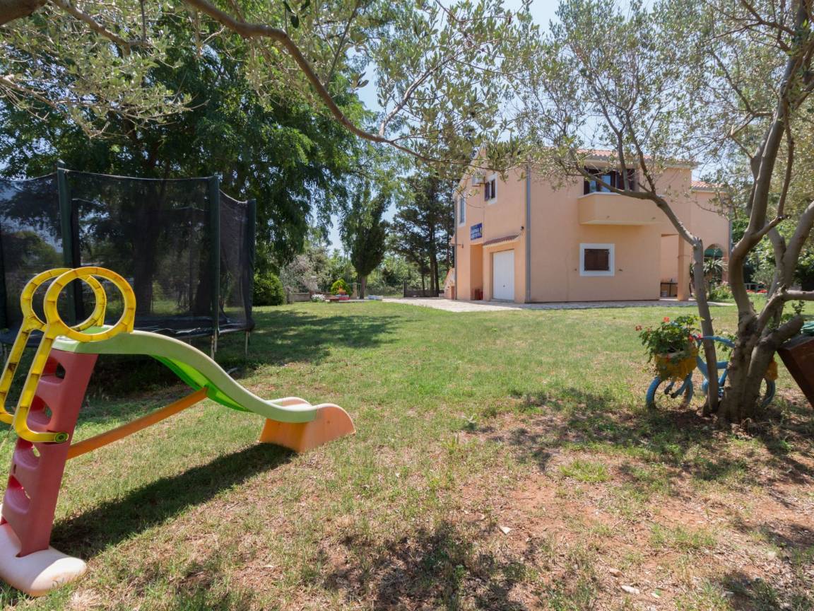 65 M² Ferienwohnung ∙ 2 Schlafzimmer ∙ 5 Gäste - Zaton