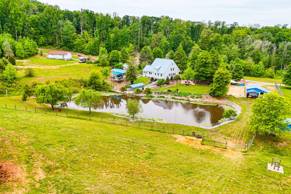 241 M² Ferienhaus ∙ 4 Schlafzimmer ∙ 13 Gäste - North Carolina