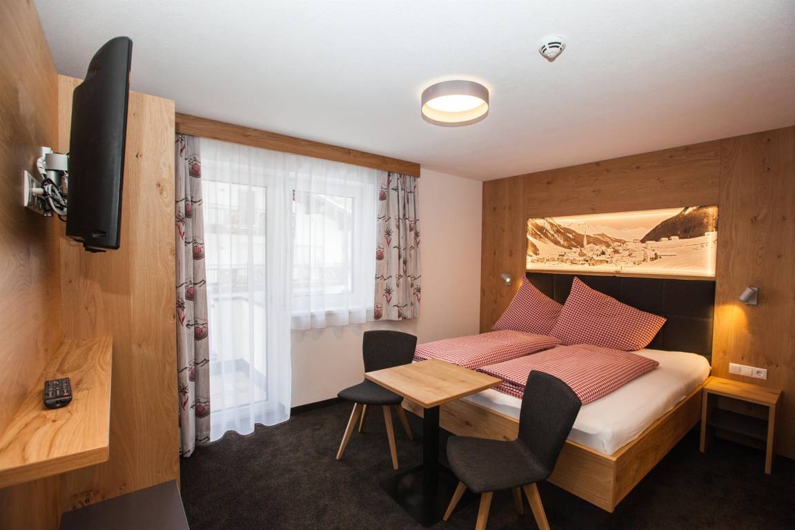 16 M² Hotel ∙ 2 Guests - Saint Anton am Arlberg