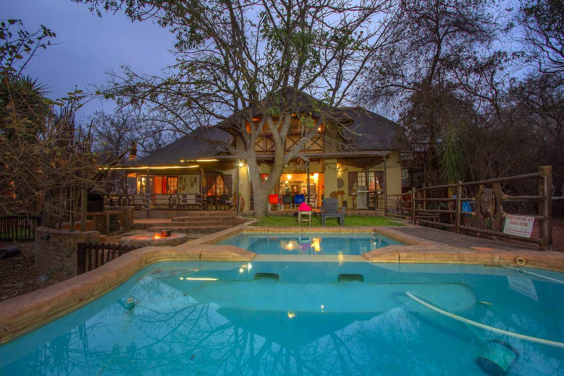 450 M² House ∙ 6 Bedrooms ∙ 12 Guests - Marloth Park