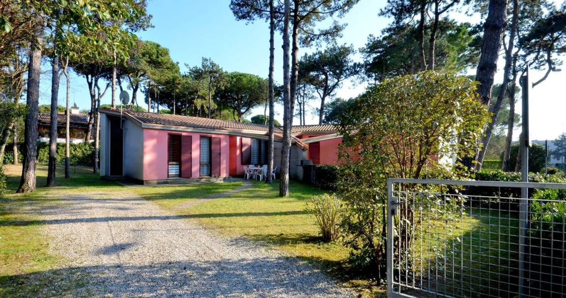 70 M² Villa ∙ 4 Bedrooms ∙ 8 Guests - Lignano Sabbiadoro