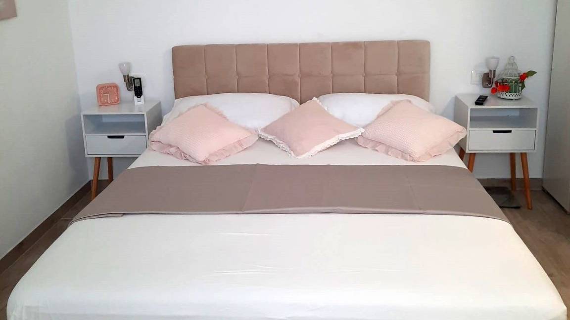 27 M² Hotel ∙ 1 Sypialnia ∙ 3 Gości - Seget Vranjica