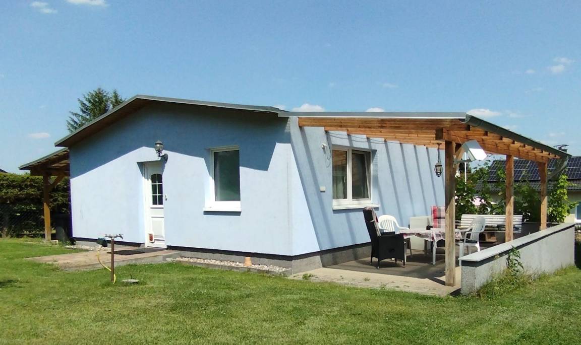 70 M² Ferienhaus ∙ 2 Schlafzimmer ∙ 4 Gäste - Hennigsdorf