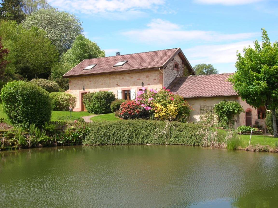 135 M² Cottage ∙ 3 Chambres ∙ 6 Personnes - Remiremont
