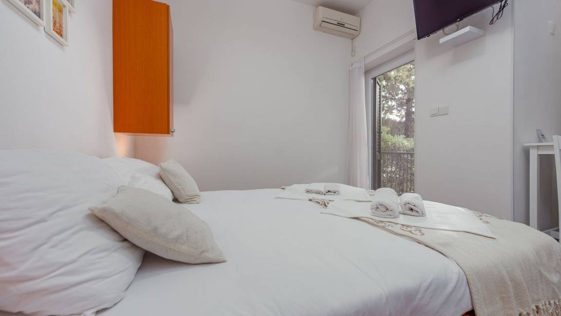 18 M² Hotel ∙ 1 Bedroom ∙ 2 Guests - Novalja