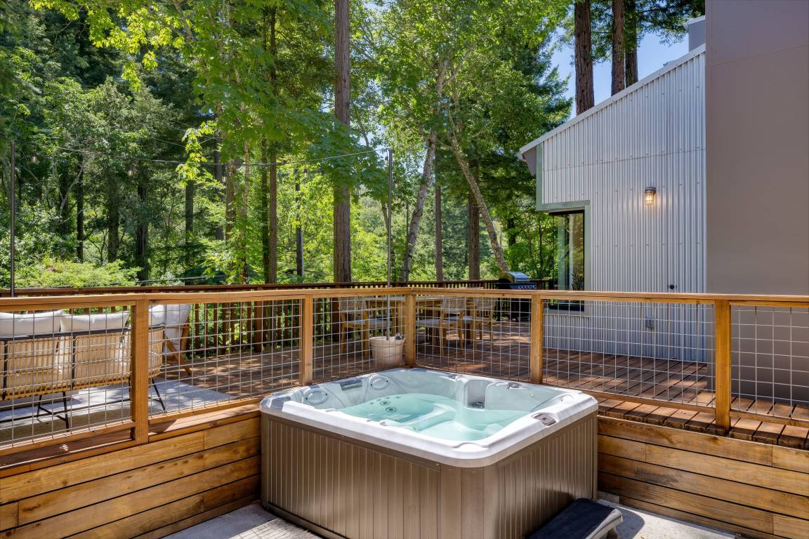 130 M² House ∙ 2 Bedrooms ∙ 6 Guests - Healdsburg, CA