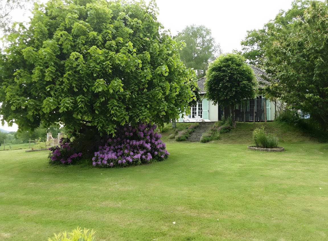 75 M² Maison De Vacances ∙ 2 Chambres ∙ 4 Personnes - Bort-les-Orgues