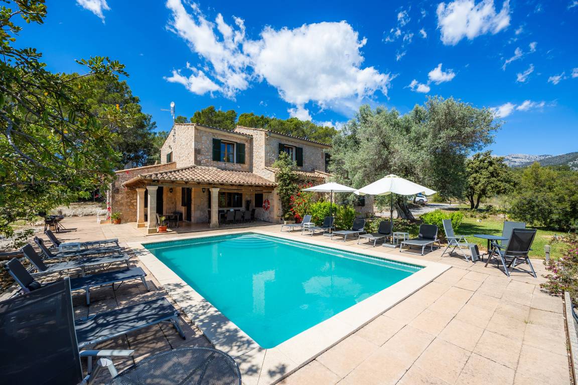 150 M² Villa ∙ 5 Bedrooms ∙ 10 Guests - Selva