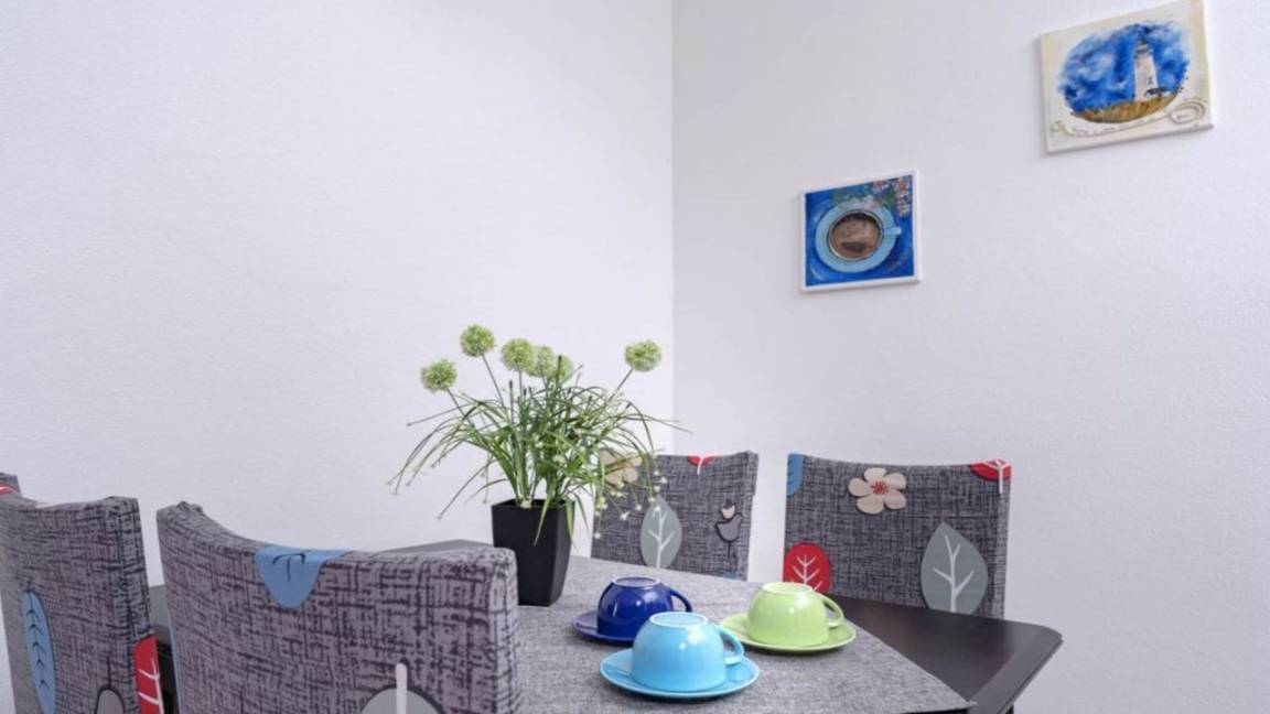 48 M² Ferienwohnung ∙ 1 Schlafzimmer ∙ 4 Gäste - Bol