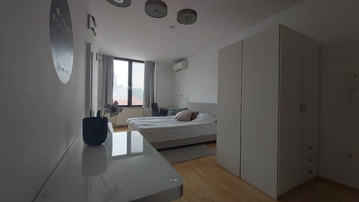 25 M² Apartamento ∙ 1 Habitación ∙ 2 Huéspedes - Liubliana