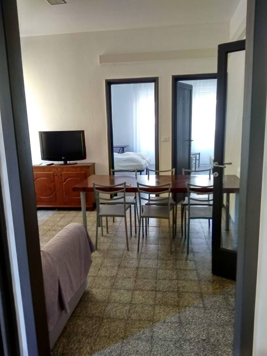 60 M² Apartment ∙ 3 Bedrooms ∙ 7 Guests - Marina di Pietrasanta