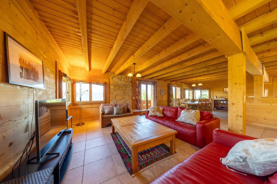 180 M² Chalet ∙ 6 Bedrooms ∙ 12 Guests - Switzerland