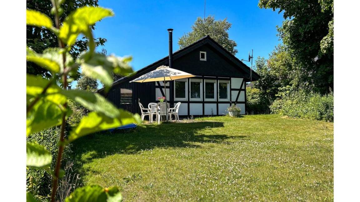 80 M² Ferienhaus ∙ 2 Schlafzimmer ∙ 4 Gäste - Winterberg