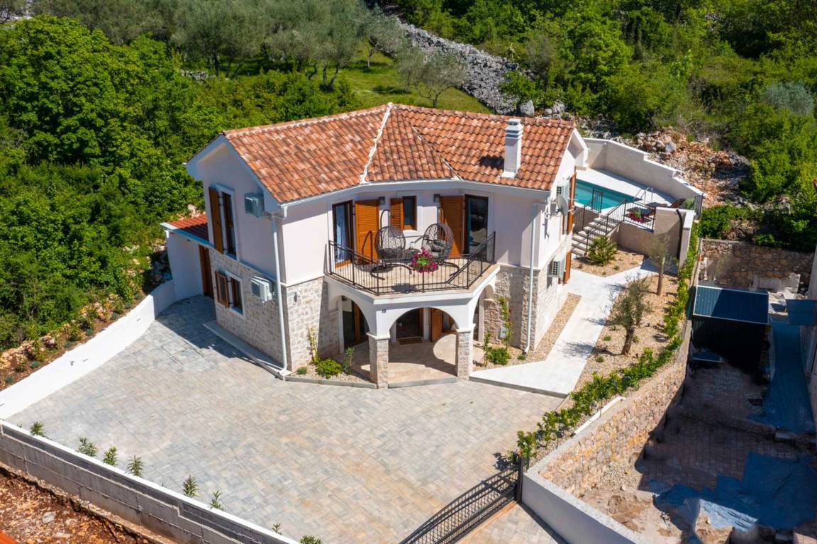 128 M² Villa ∙ 2 Chambres ∙ 6 Personnes - Malinska