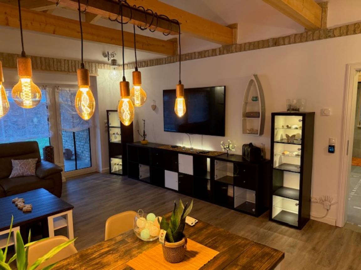 94 M² Bungalow ∙ 2 Bedrooms ∙ 4 Guests - Berlin