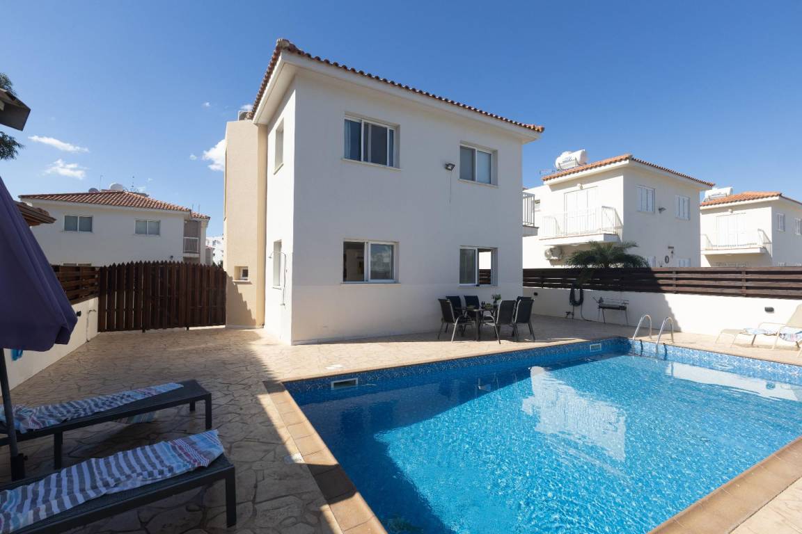 140 M² House ∙ 3 Bedrooms ∙ 6 Guests - Fig Tree