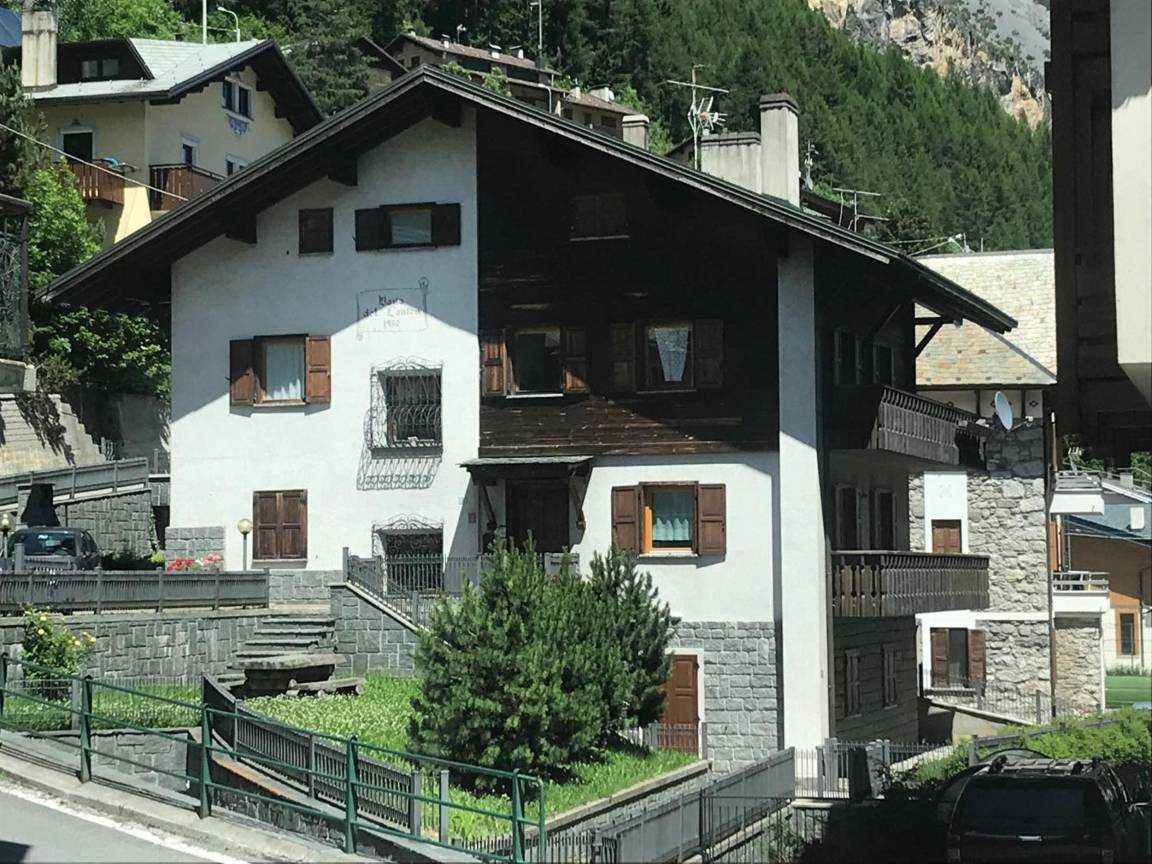 100 M² Chalet ∙ 3 Schlafzimmer ∙ 8 Gäste - Bormio