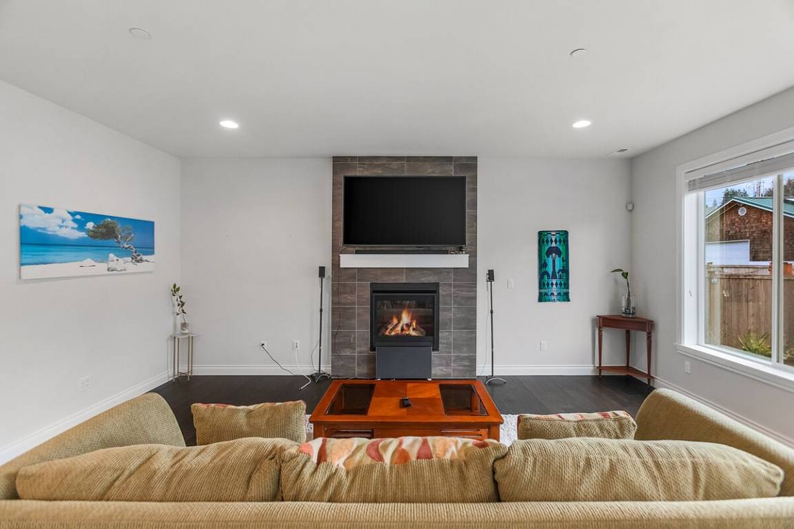 Casa ∙ 4 Habitaciones ∙ 7 Huéspedes - Kenmore, WA