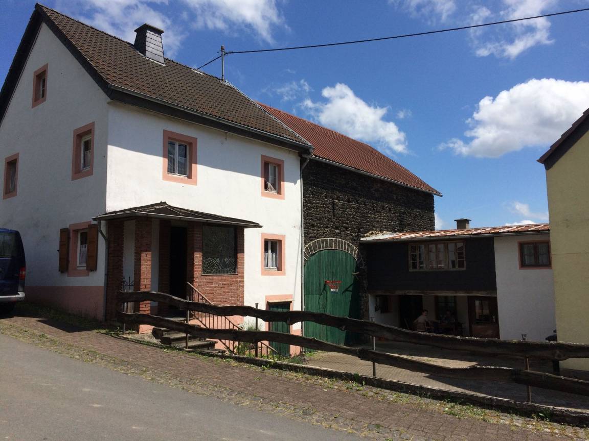 110 M² Ferienhaus ∙ 3 Schlafzimmer ∙ 6 Gäste - Schalkenmehren