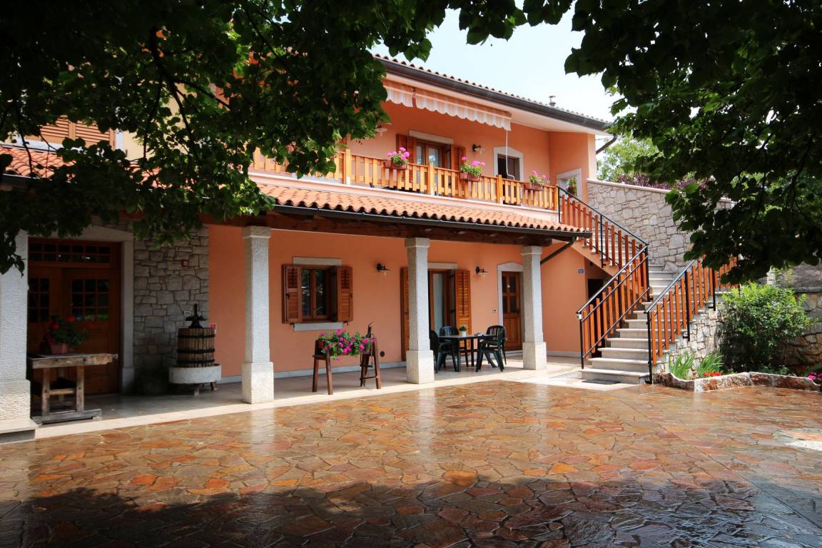 40 M² Casa Rural ∙ 1 Habitación ∙ 3 Huéspedes - Trieste