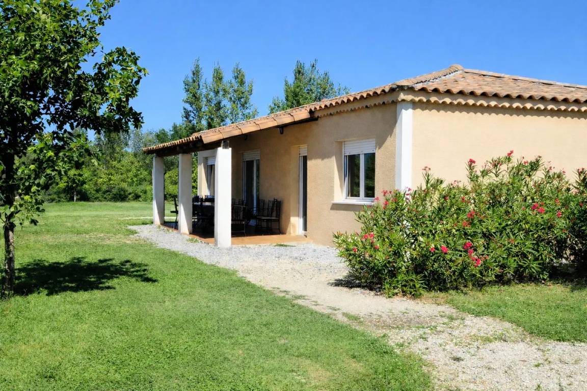 100 M² Maison De Vacances ∙ 4 Chambres ∙ 16 Personnes - Les Vans