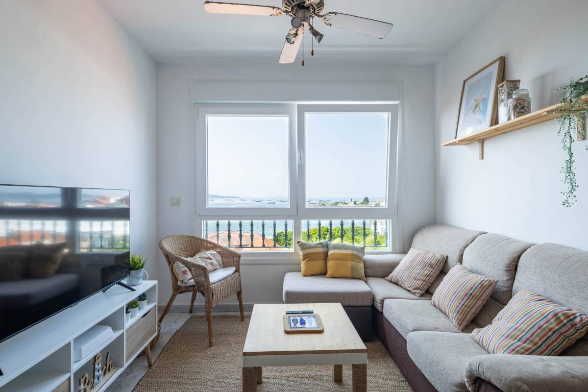 60 M² Appartement ∙ 2 Slaapkamers ∙ 4 Gasten - Boiro