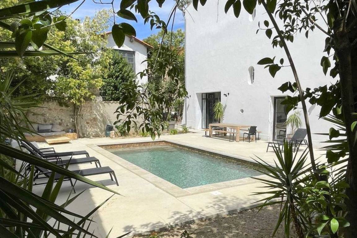 440 M² Gîte ∙ 7 Chambres ∙ 15 Personnes - Fleury