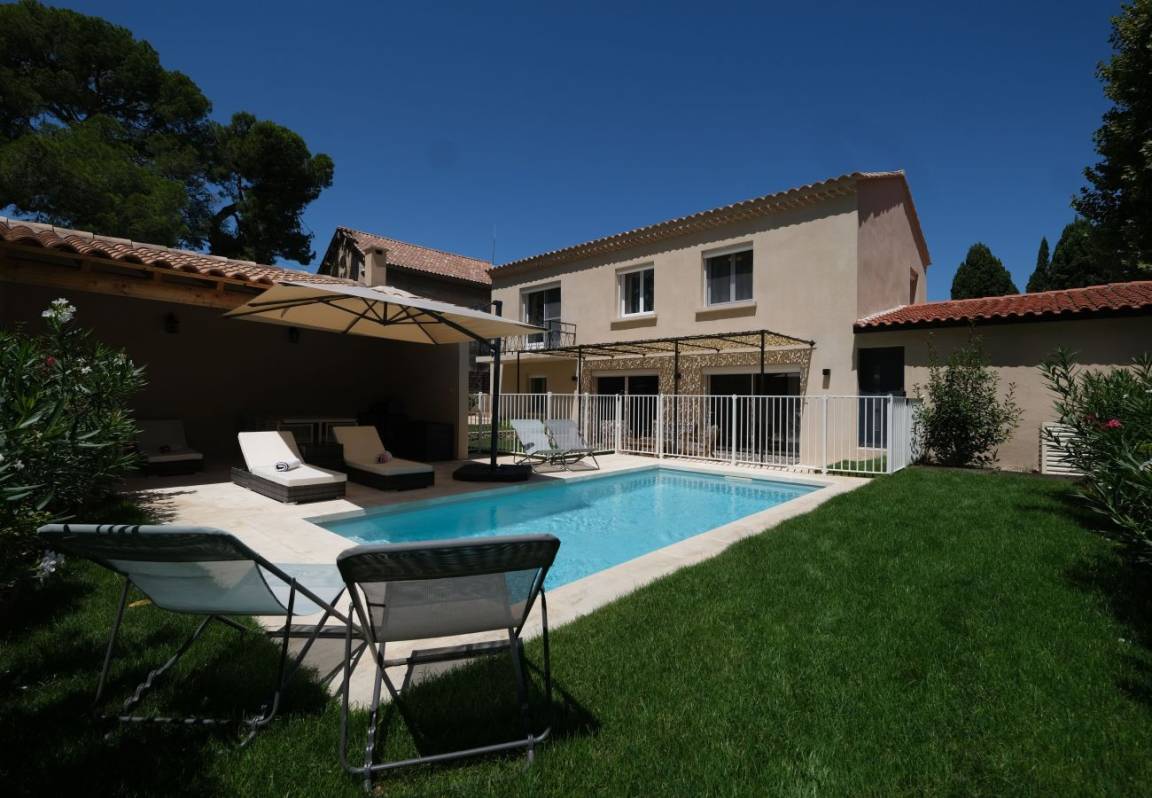 Villa ∙ 4 Chambres ∙ 8 Personnes - Mouriès