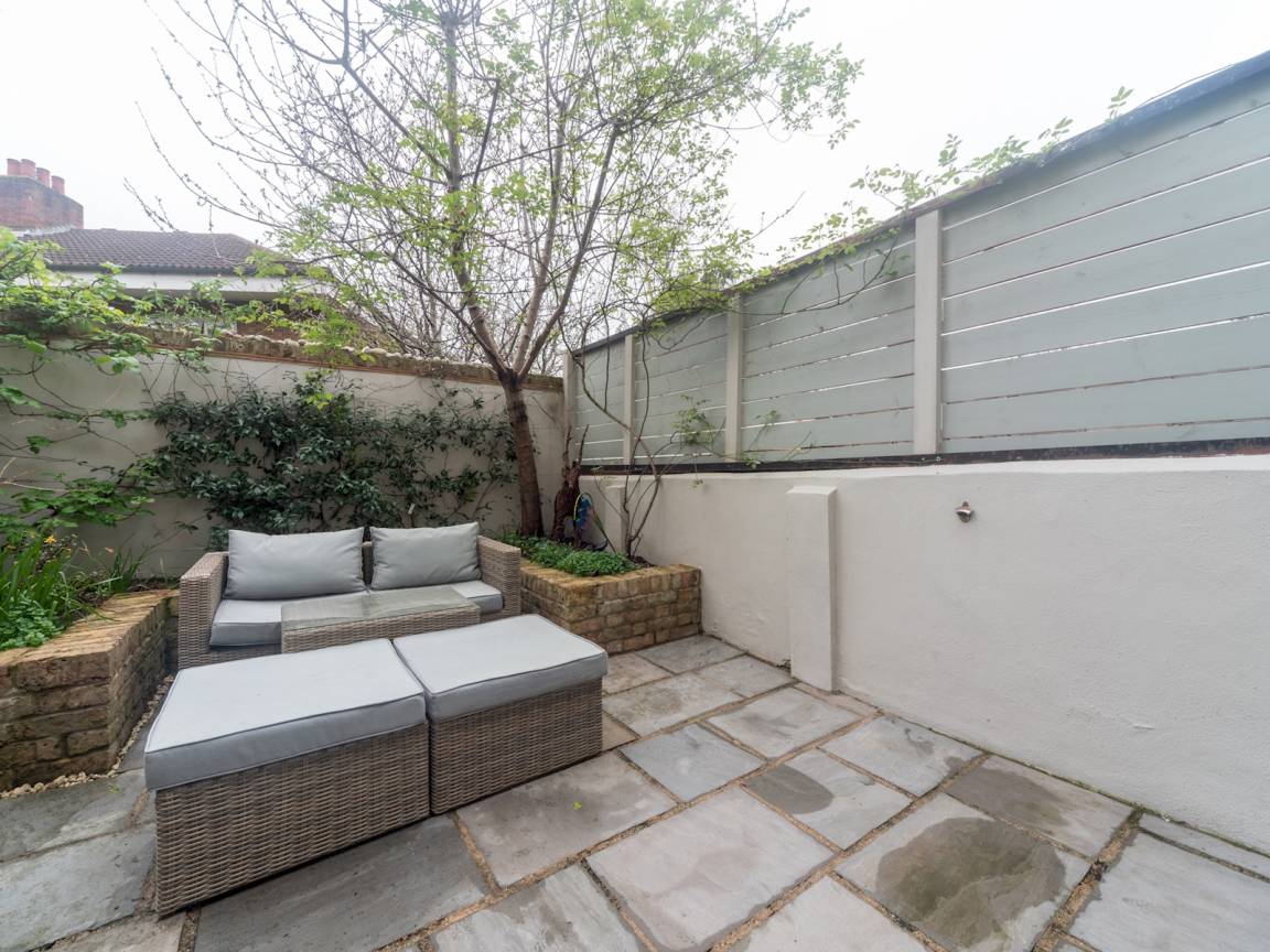 74 M² Ferienhaus ∙ 1 Schlafzimmer ∙ 4 Gäste - London