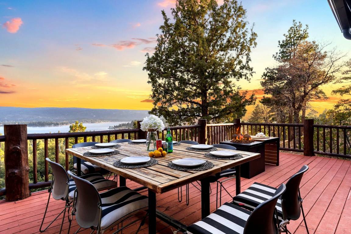 122 M² House ∙ 5 Bedrooms ∙ 10 Guests - Big Bear Lake, CA